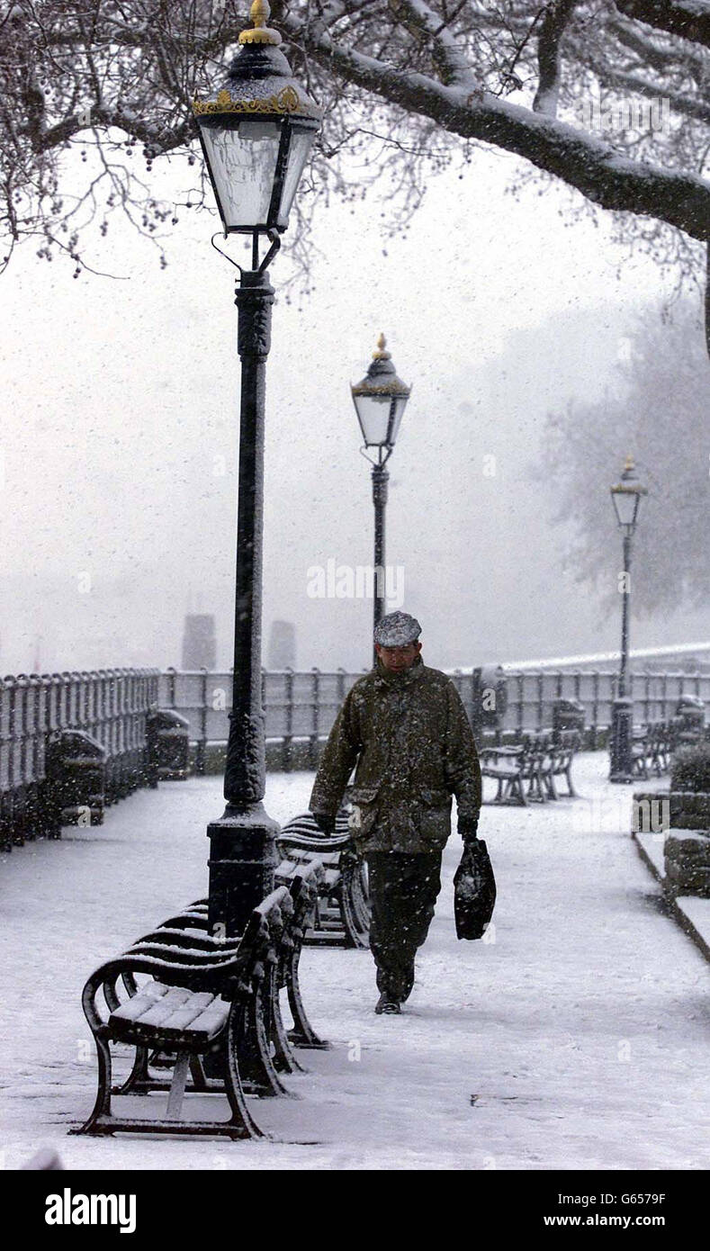 London Snow storm Stock Photo - Alamy