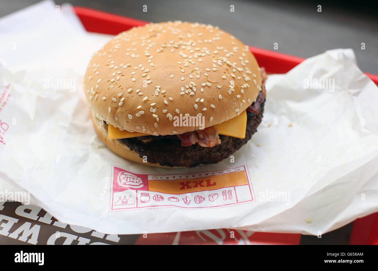 Food factory uk inspection hi-res stock photography and images - Alamy