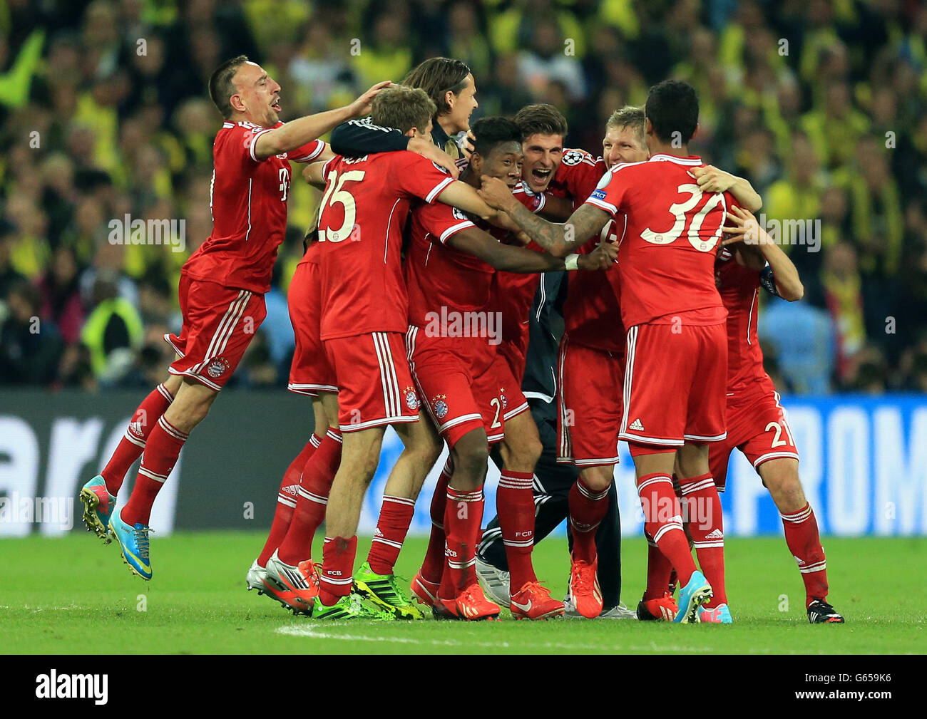 Soccer - UEFA Champions League - Final - Borussia Dortmund v Bayern ...