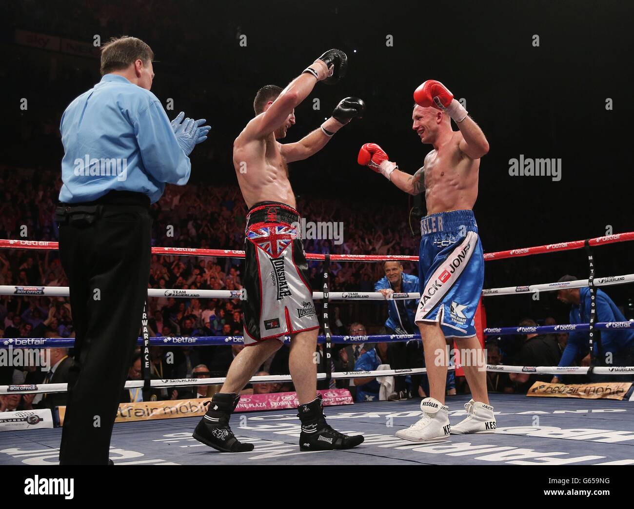 Boxing - IBF Super Middleweight Championship - Carl Froch v Mikkel ...