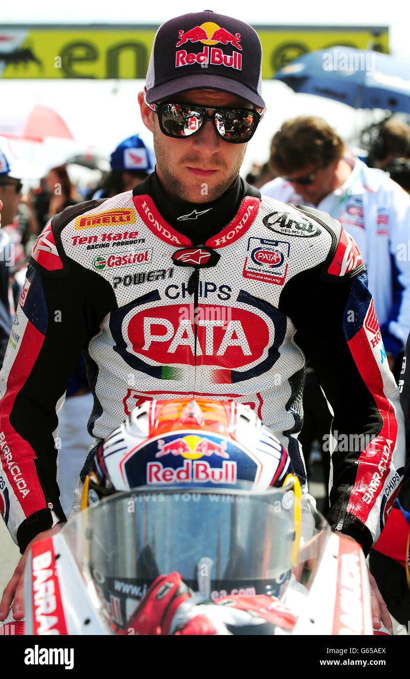 Hondas jonathan rea prior to race one at donington park hi-res stock ...