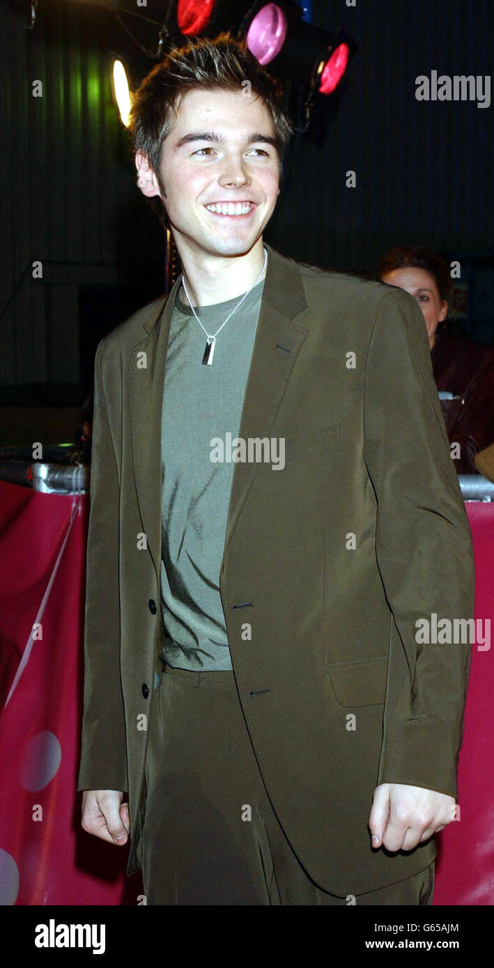 David Sneddon celebrates after winning the grand final of Fame Academy ...