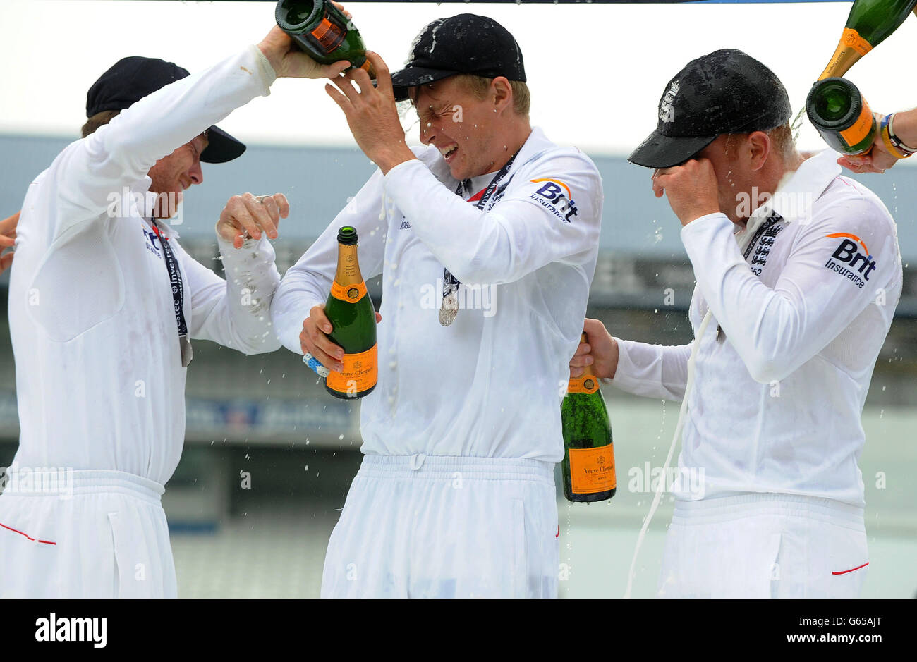 England's Joe Root gets covered in Champagne while celebrating winning ...