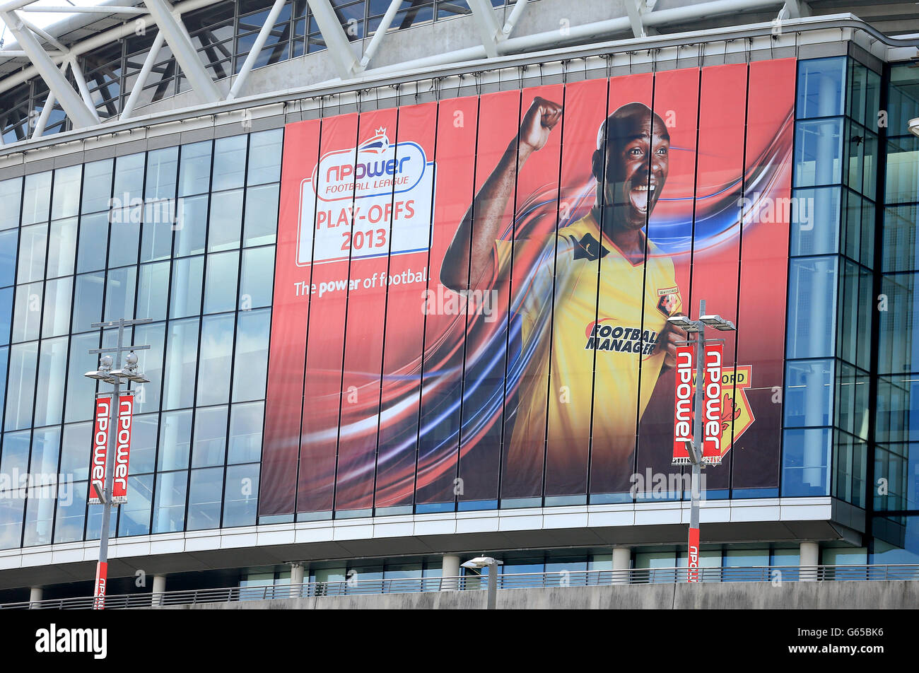 Football stadium advertising hi-res stock photography and images - Alamy