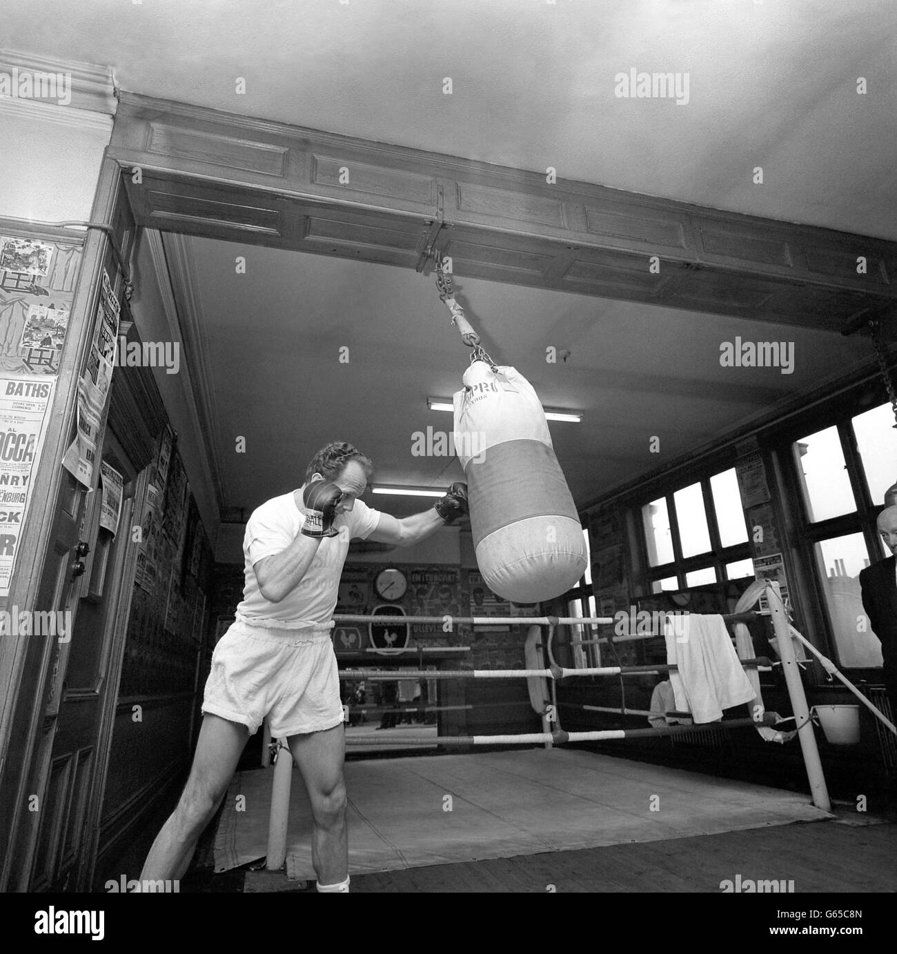 Boxing - 1966 World Heavyweight title fight - Henry Cooper in training ...