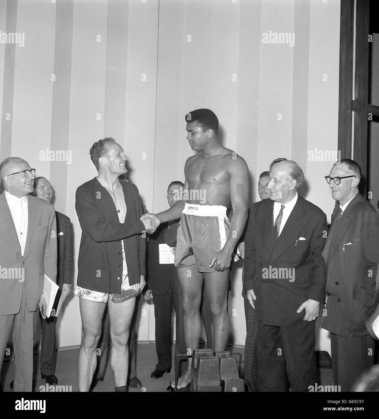 Boxing - 1963 Heavyweight fight - Weigh-in - Cassius Clay and Henry ...