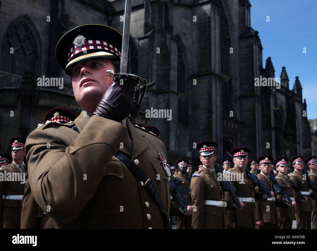 1st battalion scots guards homecoming parade hi-res stock photography ...