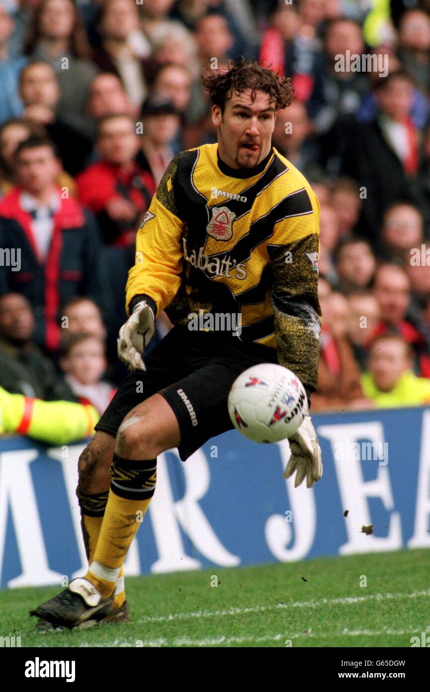 Mark crossley nottingham forest hi-res stock photography and images - Alamy