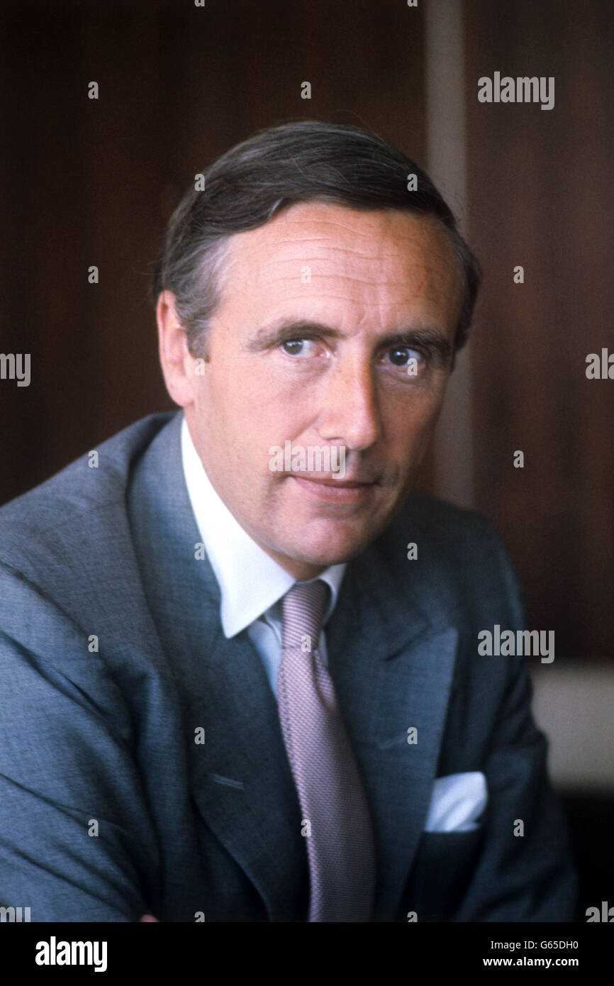 Politics - Minister of transport Dr John Gilbert - London. The new ...