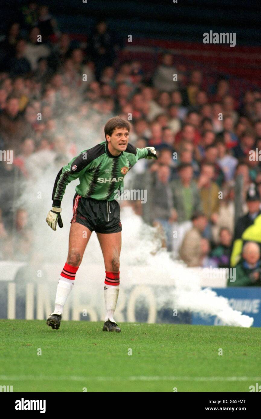 Les sealey manchester united hi-res stock photography and images - Alamy