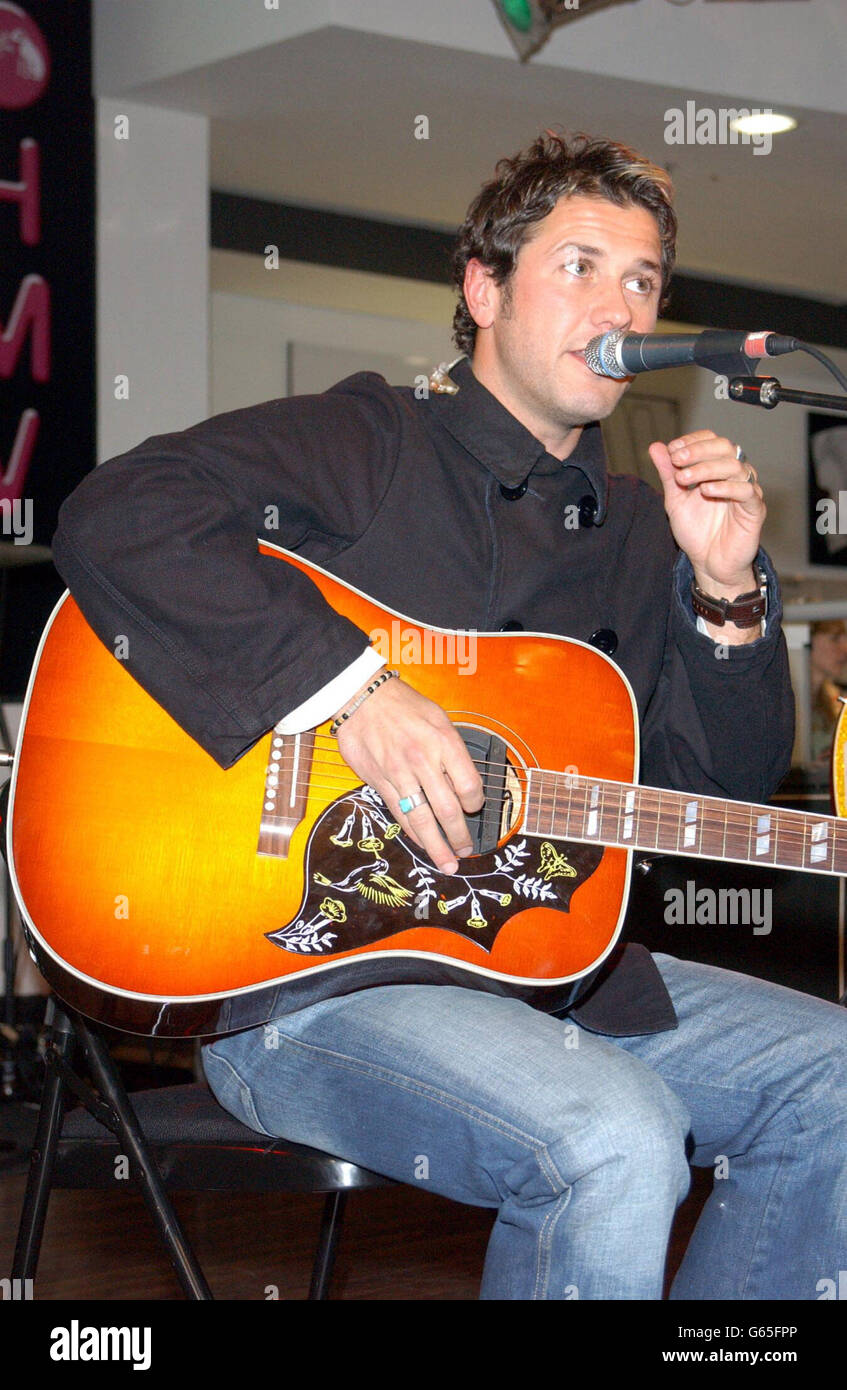 Grant Nicholas, lead singer of the band Feeder performing a live set at ...