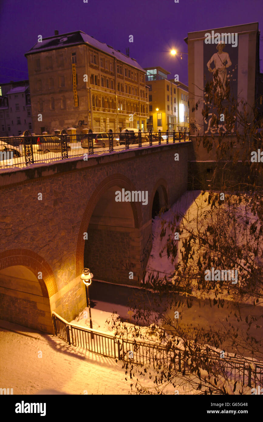 Bridge Zschochersche Straße and Karl-Heine-Kanal, winter night, Germany ...