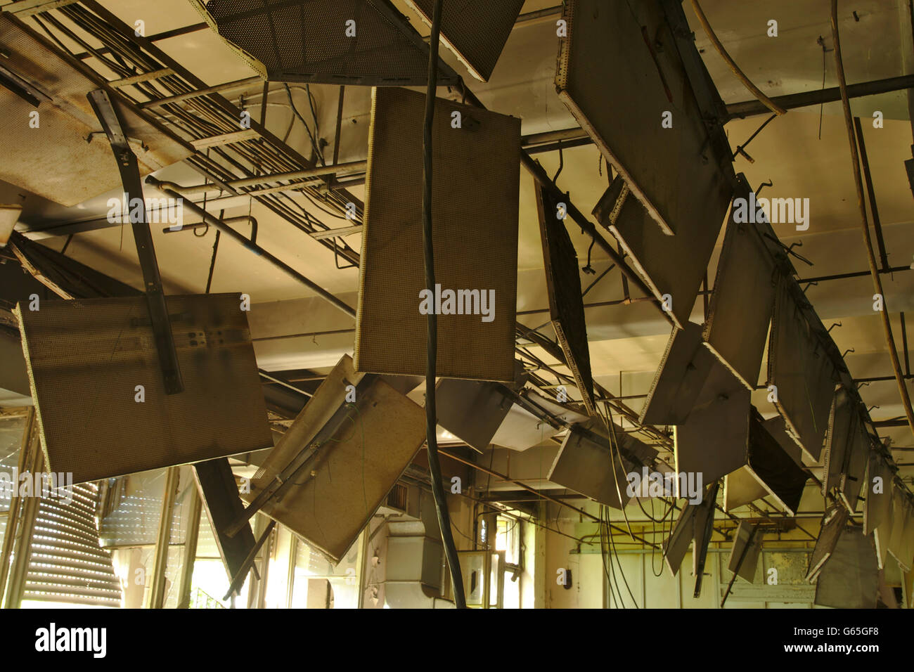 Factory Ceiling High Resolution Stock Photography and Images - Alamy