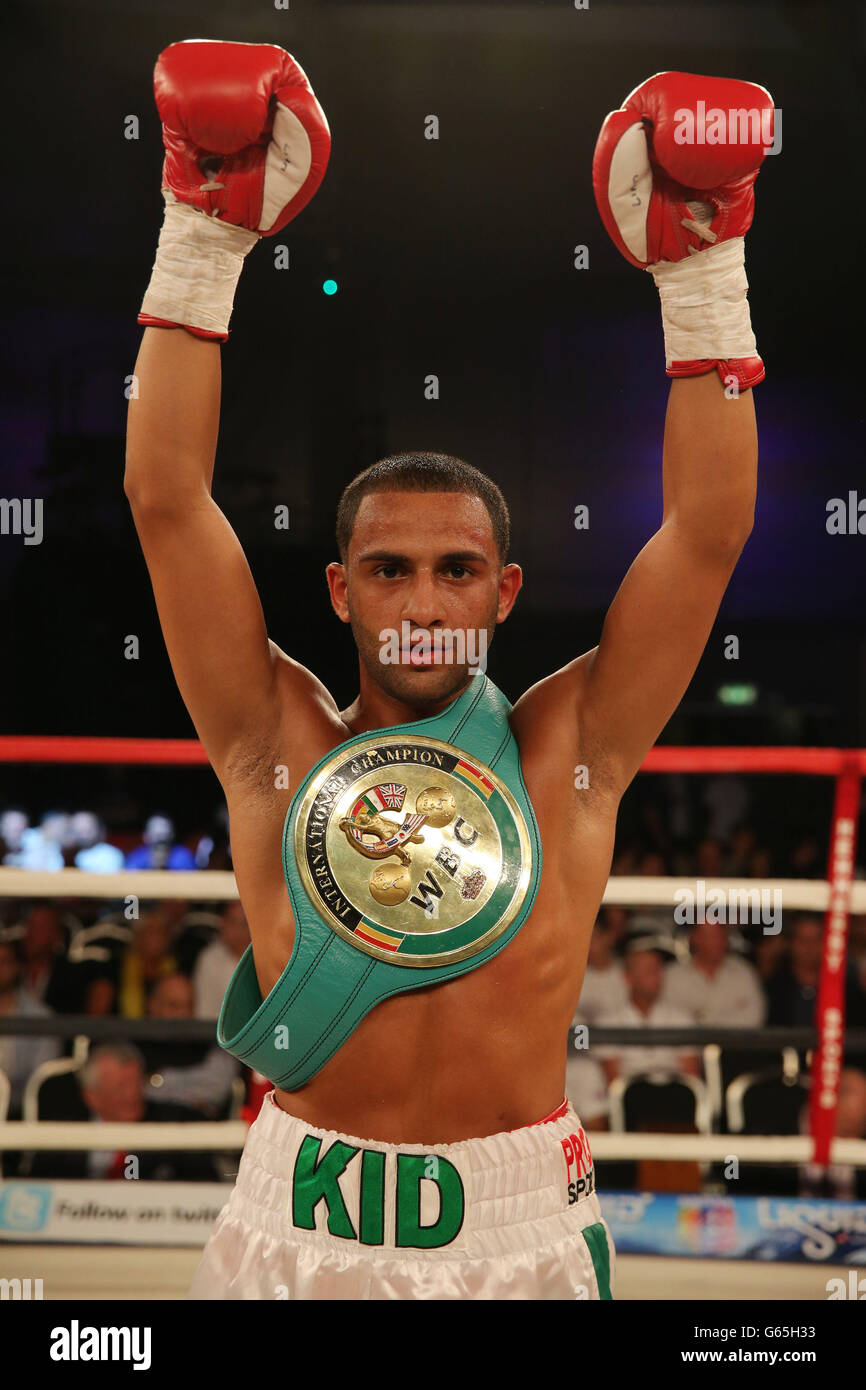 Boxing - Glow at Bluewater Stock Photo - Alamy