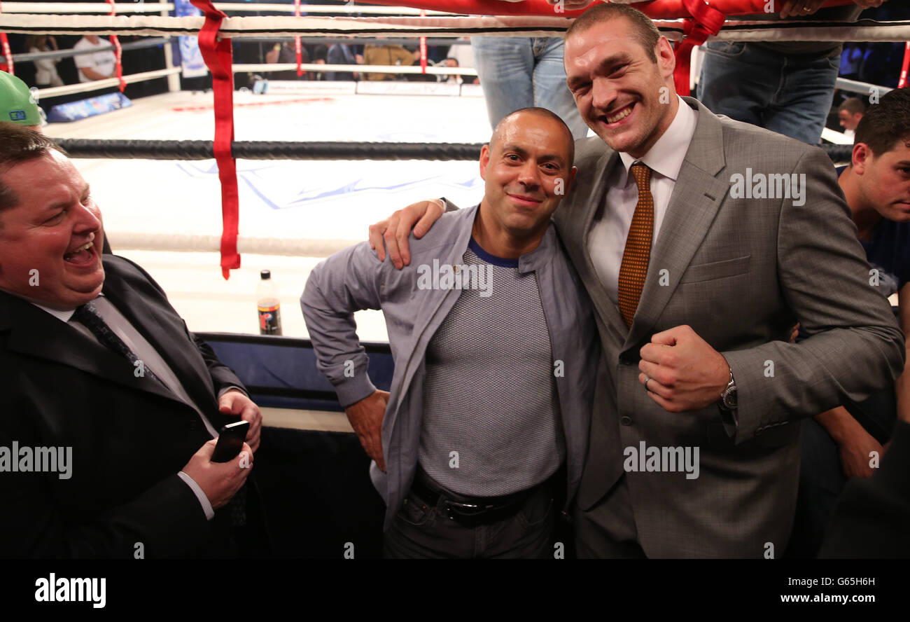 Boxing - Glow at Bluewater Stock Photo - Alamy