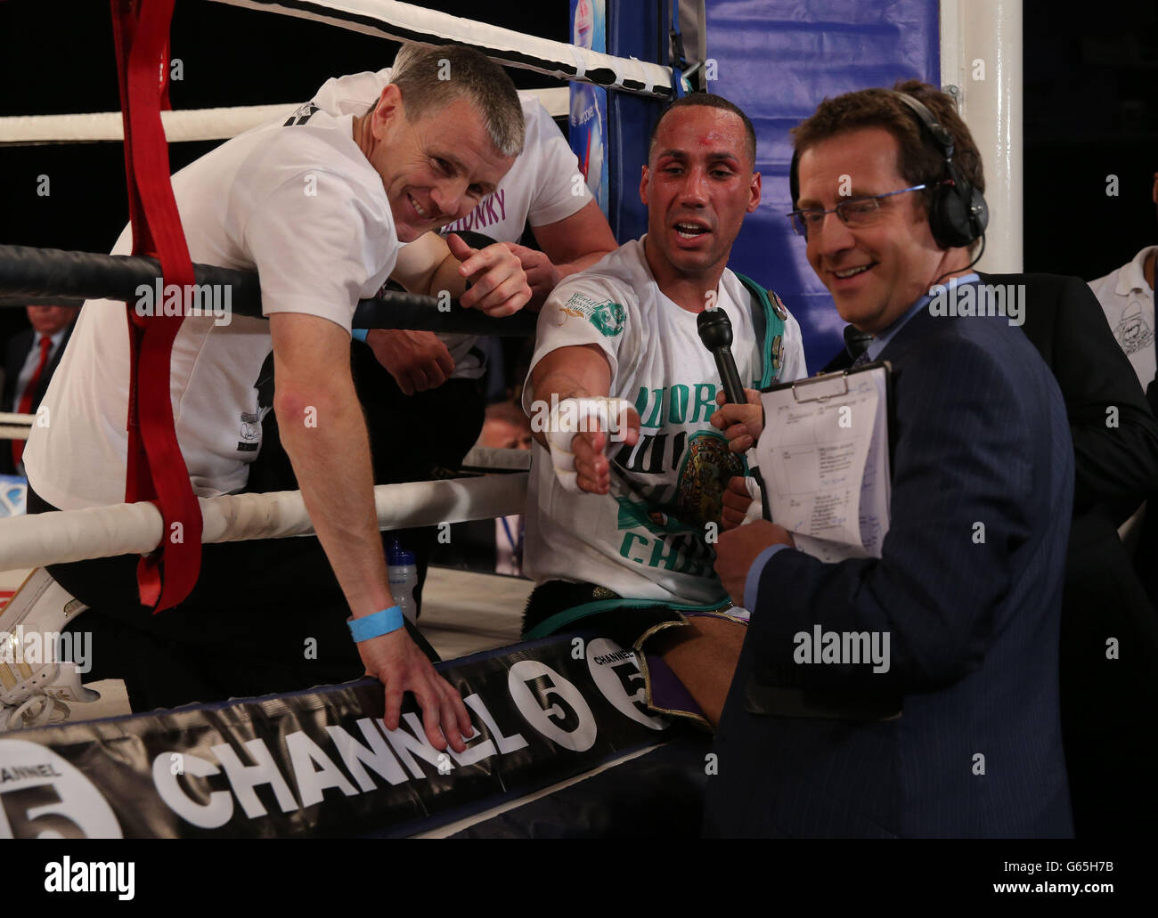 Boxing glow at bluewater hi-res stock photography and images - Alamy