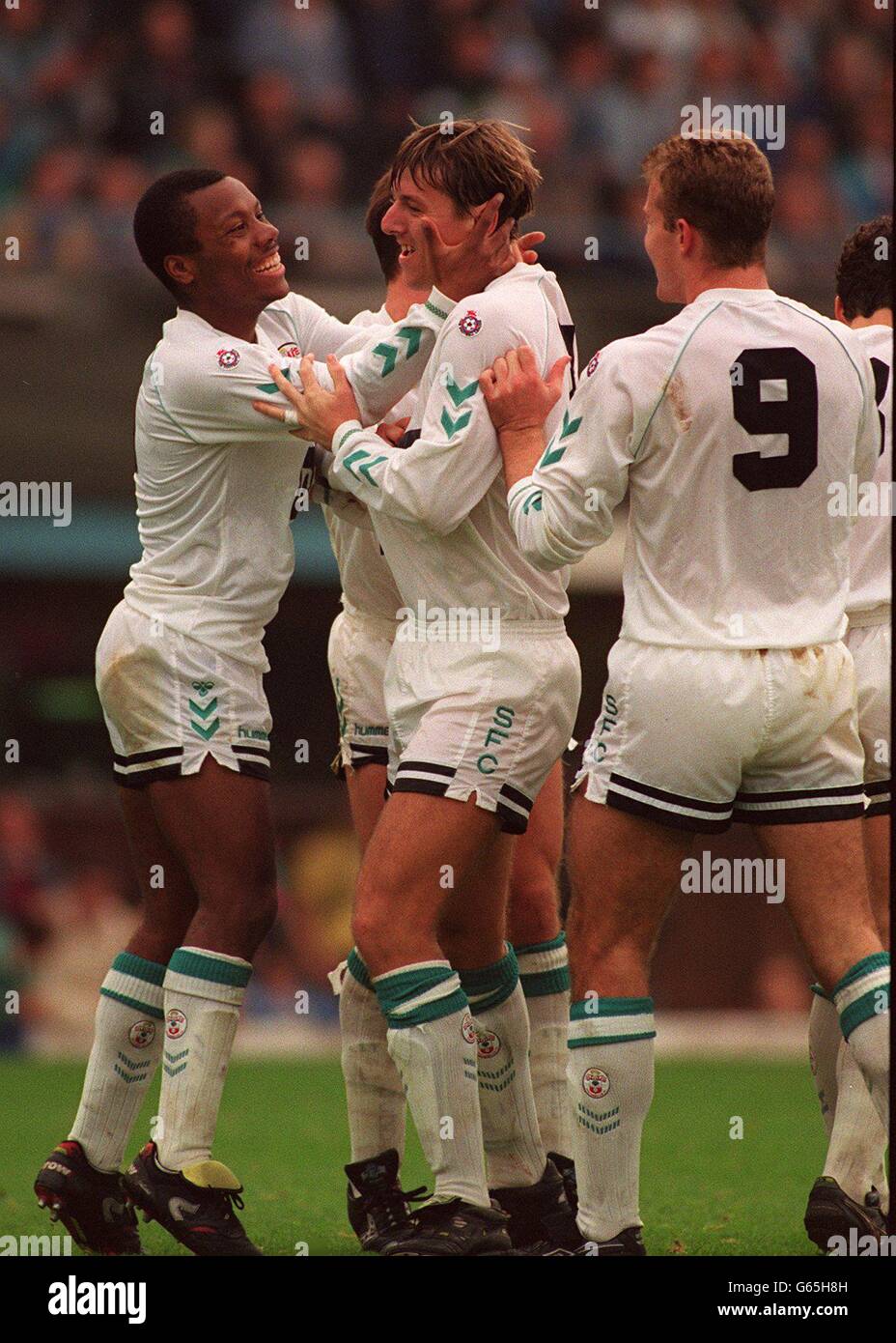 ENGLISH SOCCER. RODNEY WALLACE, MATTHEW LE TISSIER, SOUTHAMPTON Z4 ...