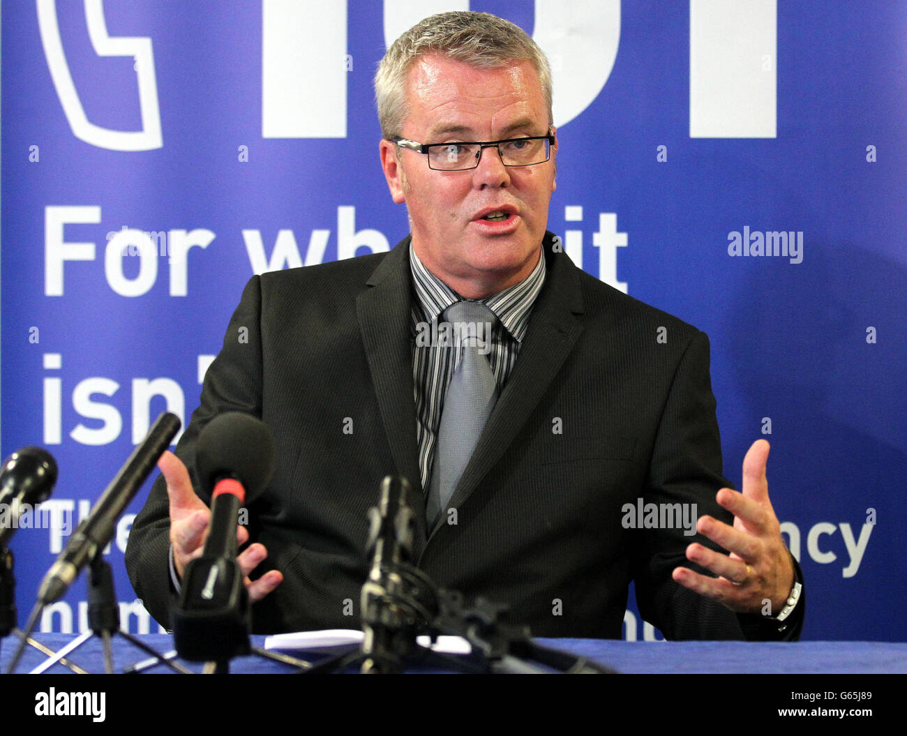 Police Scotland Detective Chief Inspector Keith Hardie speaks to the ...