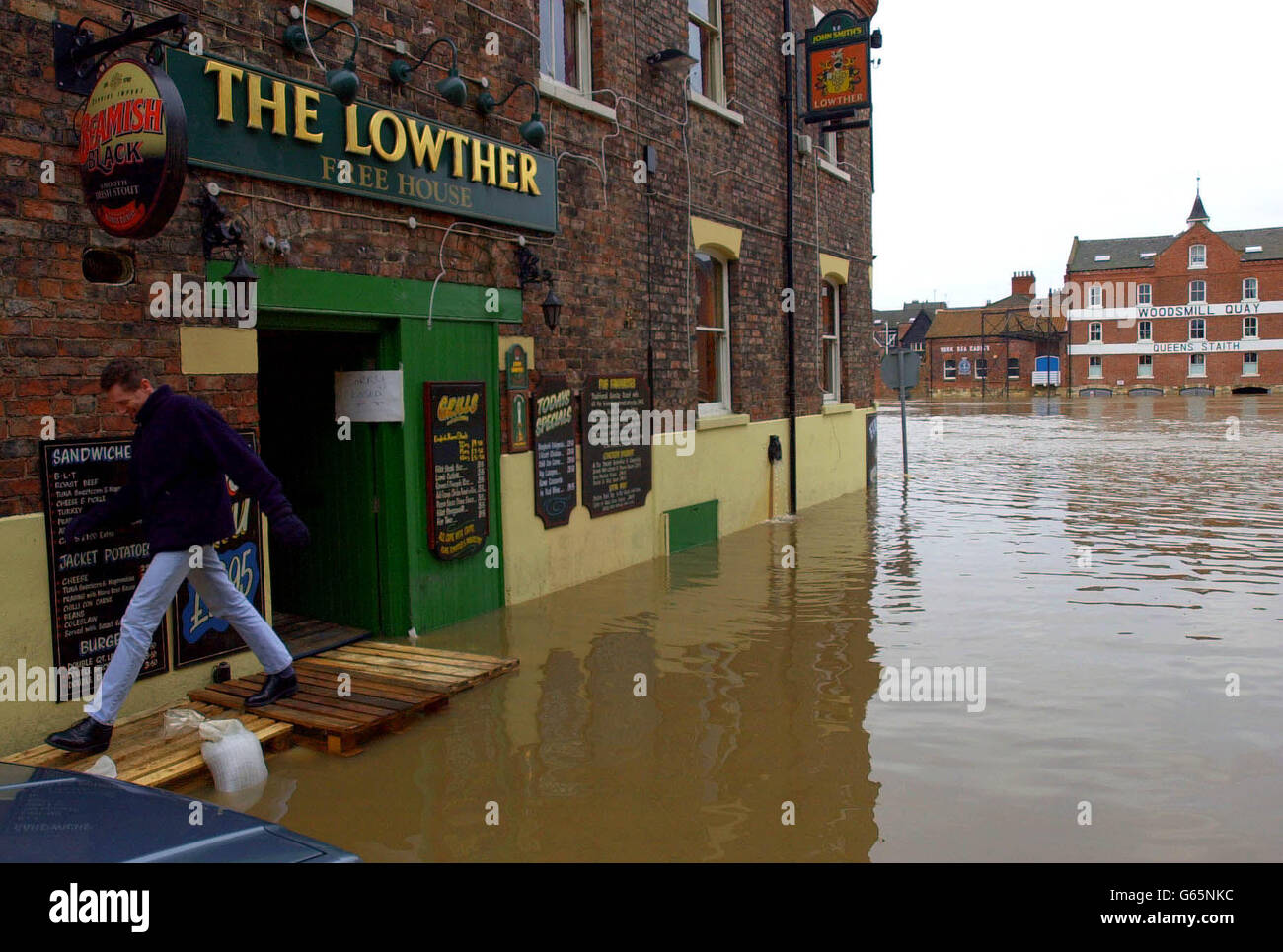 Lowther pub york hi-res stock photography and images - Alamy