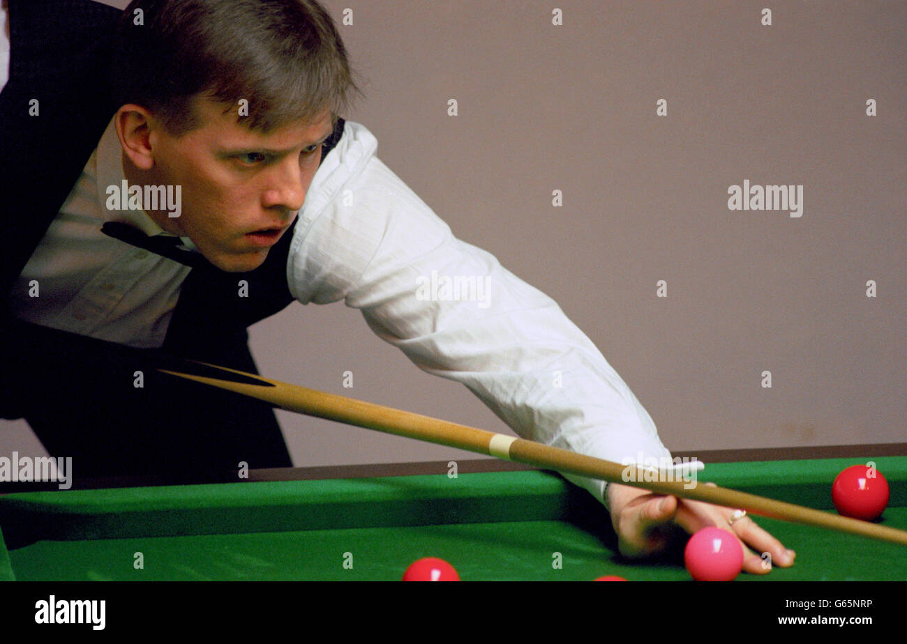 Embassy World Snooker championships qualifying Stock Photo - Alamy