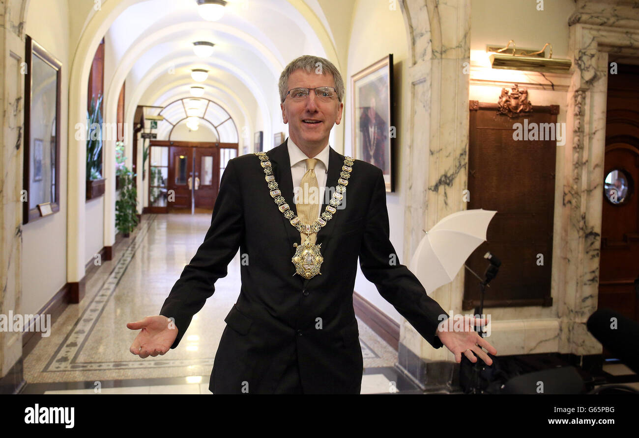 Newly elected Belfast Lord Mayor Mairtin O Muilleoir, meets the press ...