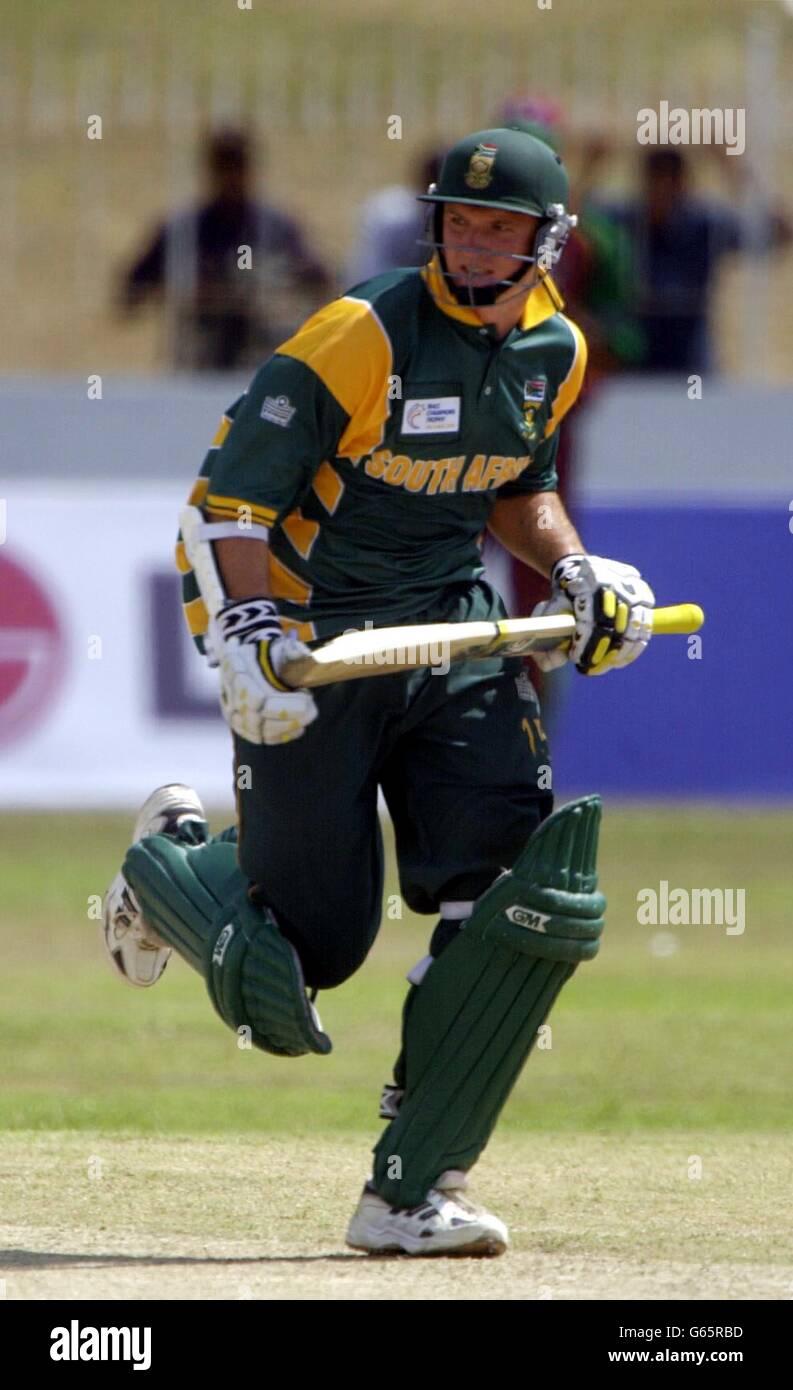 Graeme smith 2002 hi-res stock photography and images - Alamy