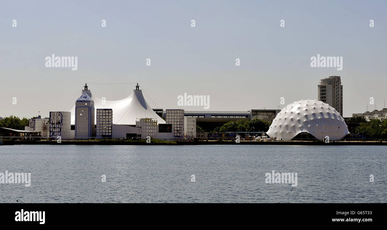 Pop-up dome from Future Tents at Pontoon Dock, in Royal Victoria Docks ...