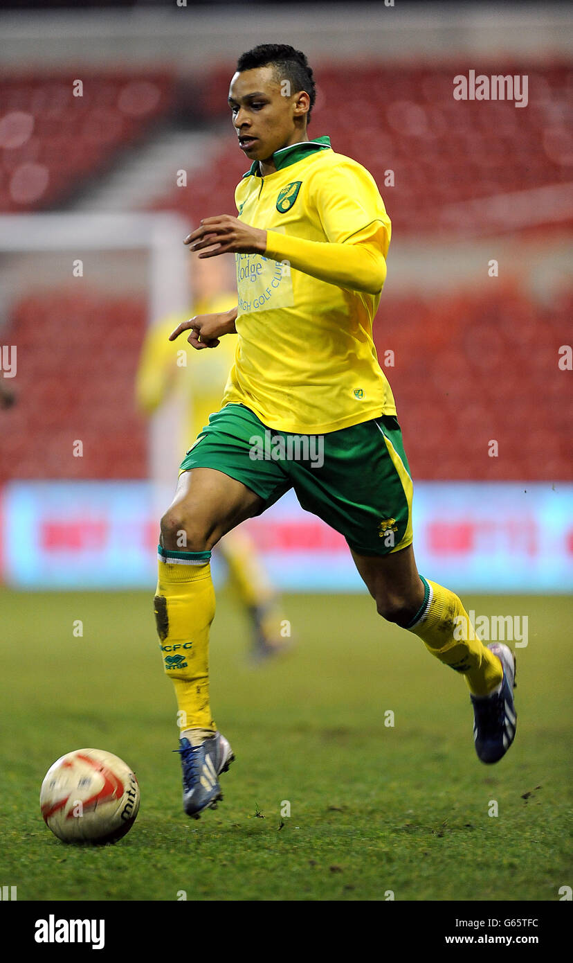 Soccer - FA Youth Cup - Semi Final - First Leg - Nottingham Forest v ...