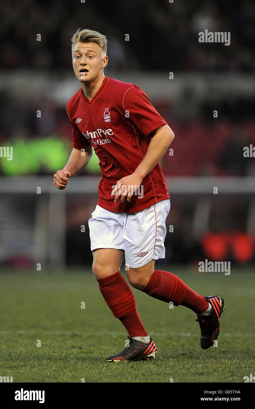 Soccer - FA Youth Cup - Semi Final - First Leg - Nottingham Forest v ...