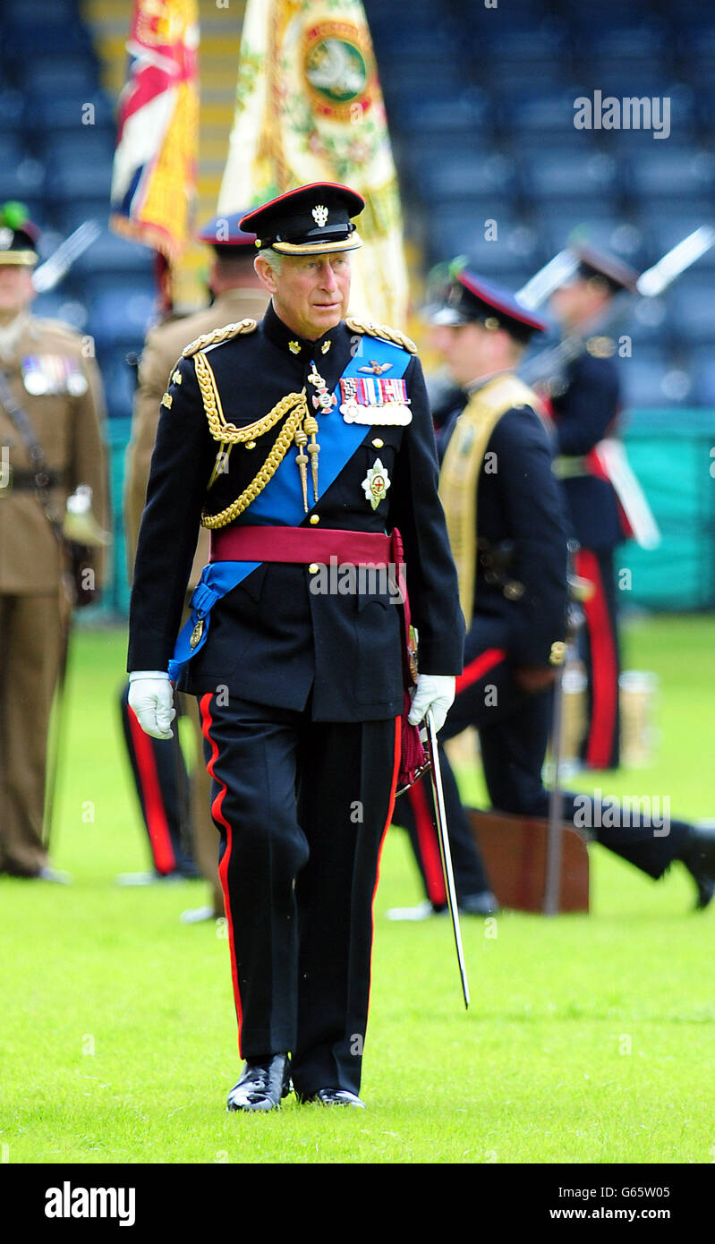 Colonel in chief of the mercian regiment hi-res stock photography and ...