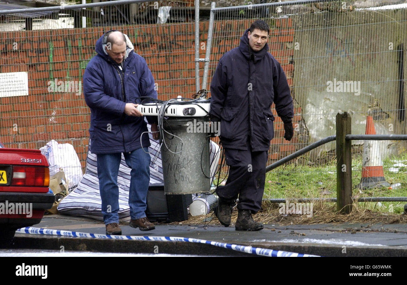 Hackney siege - forensics Stock Photo - Alamy