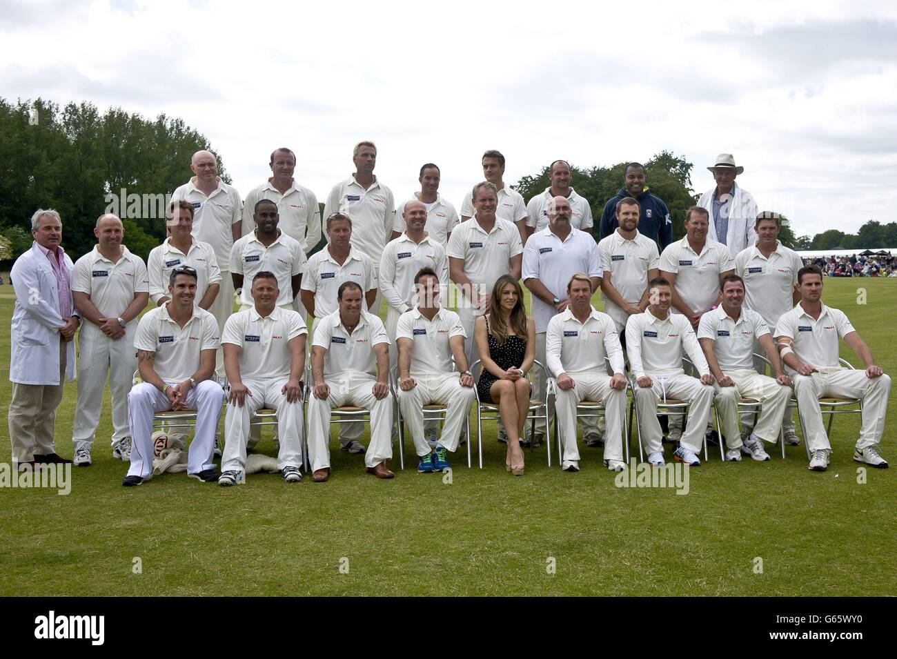 Cricket for Kids Charity Match - Cirencester Stock Photo - Alamy
