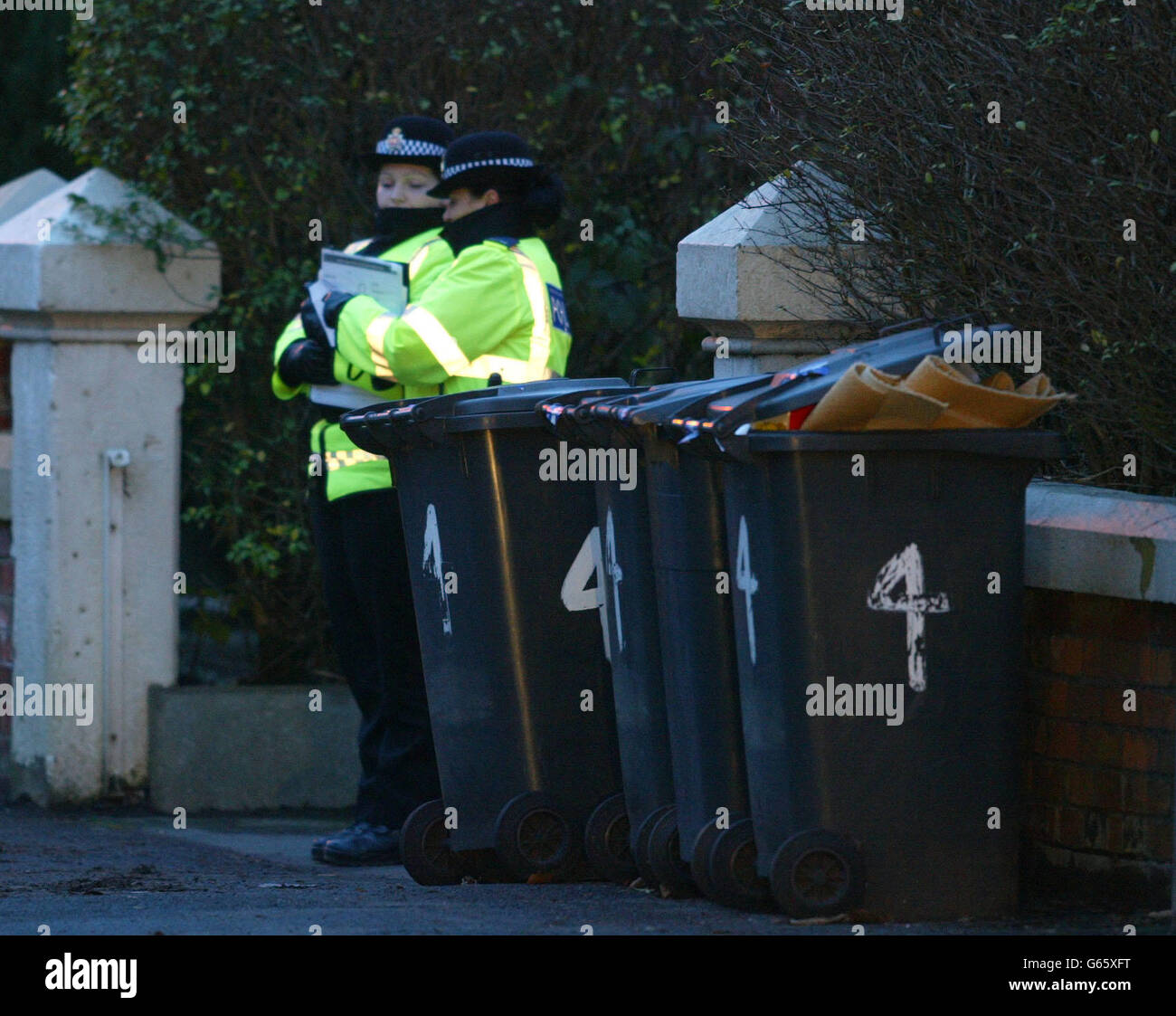 Police uniform dustbins wheelie bins war iraq hi-res stock photography ...