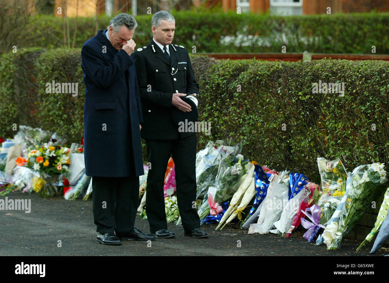 Robin Oake (left) father of DC Stephen Oake who was stabbed to death in ...