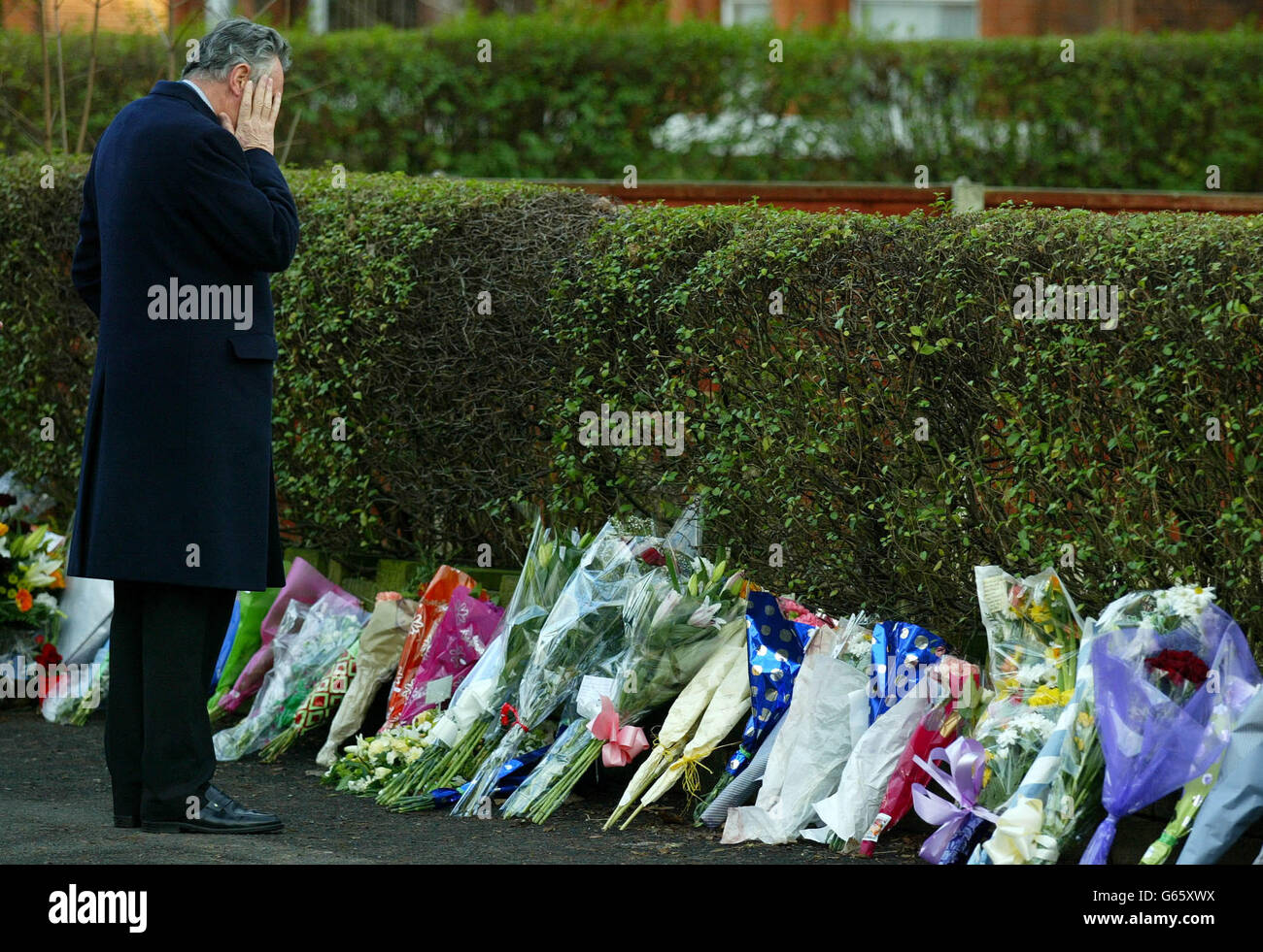 Robin Oake visits Crumpsall Lane Stock Photo - Alamy