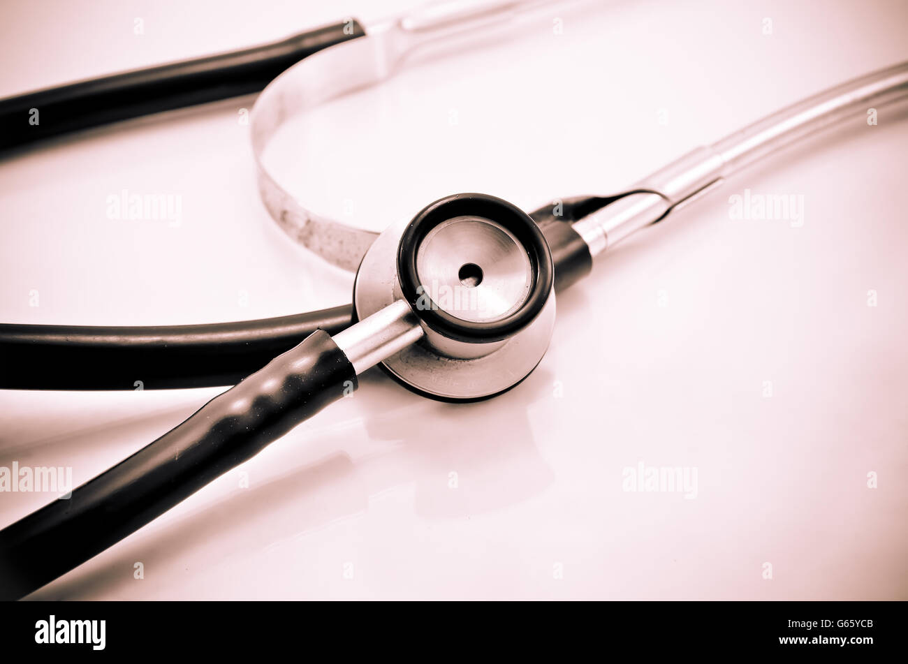 stethoscope with reflection and blue tint Stock Photo - Alamy