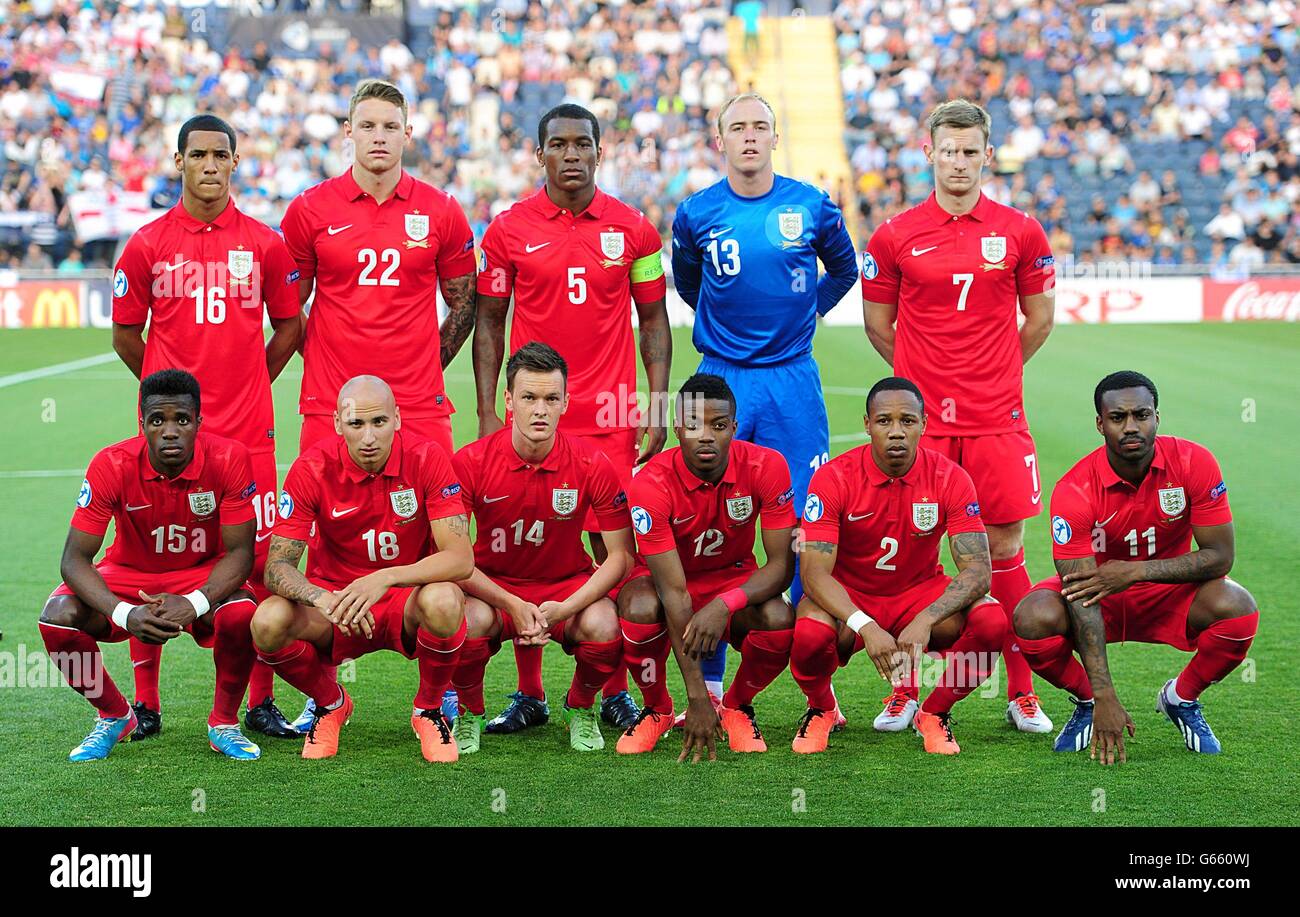 England's team pose for a group photograph before kick-off. (left-right ...