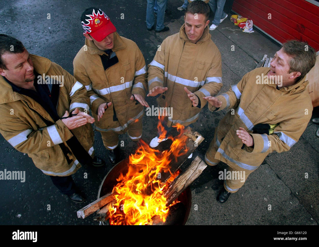 Strike teams hi-res stock photography and images - Alamy