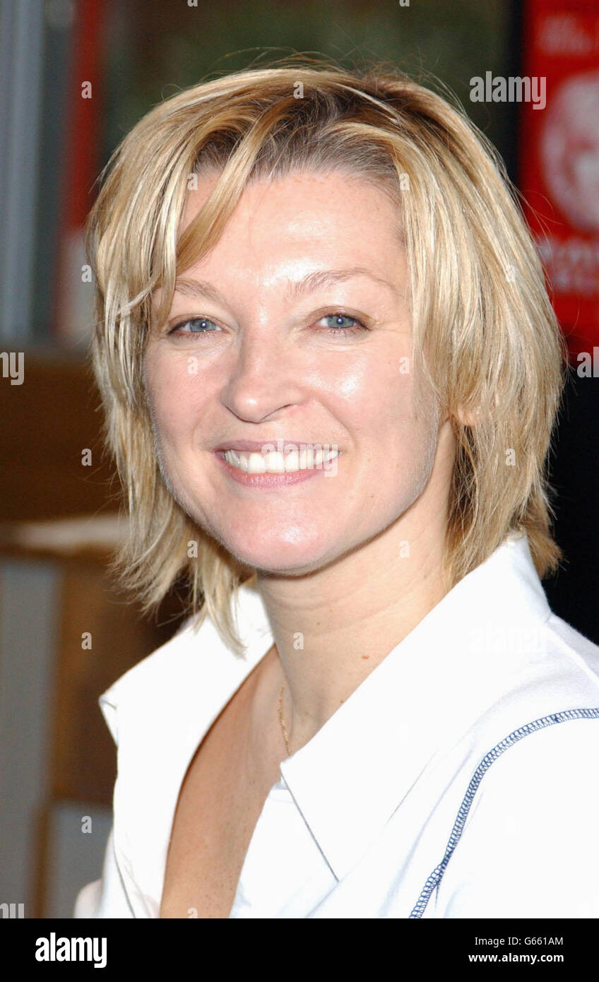Actress gillian taylforth hi-res stock photography and images - Alamy