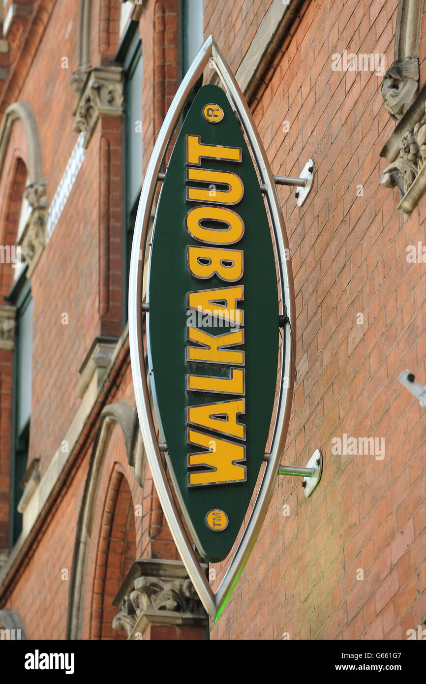 Birmingham walkabout australian bar hi-res stock photography and images ...