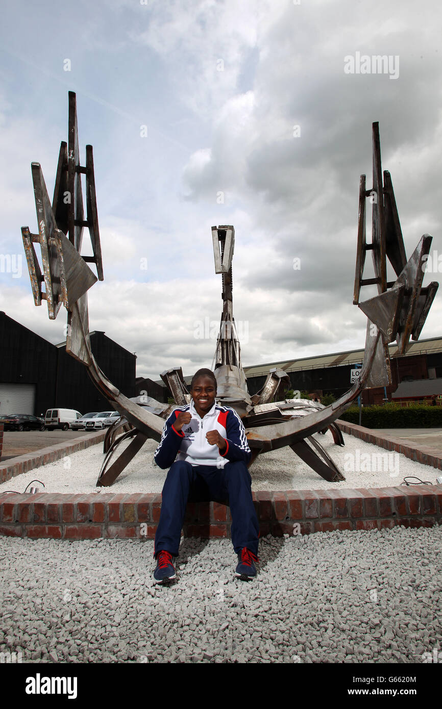 Olympic gold medallist boxer hi-res stock photography and images - Alamy