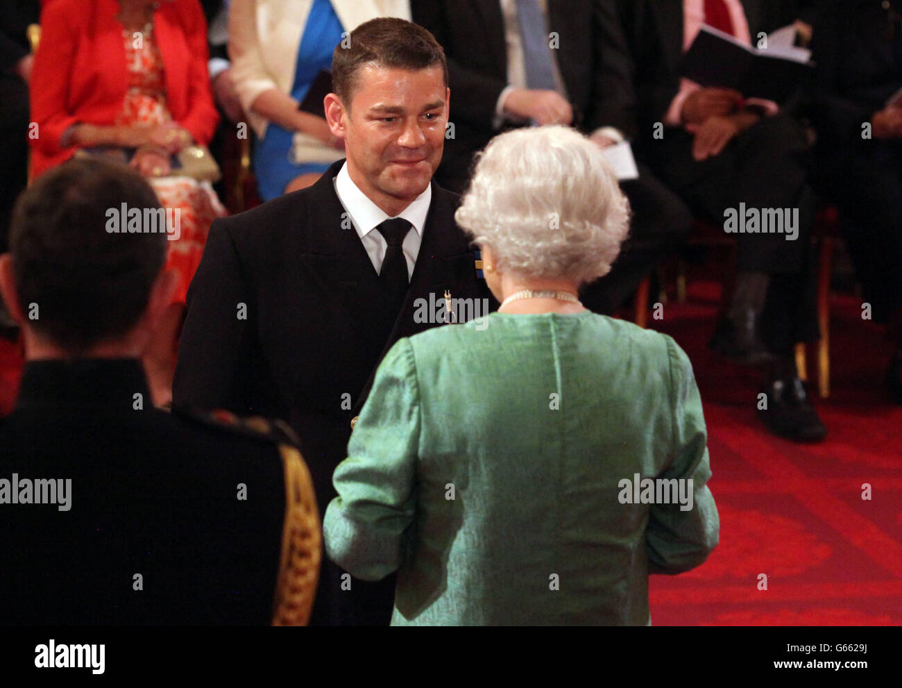 Lieutenant commander alan nekrews hi-res stock photography and images ...