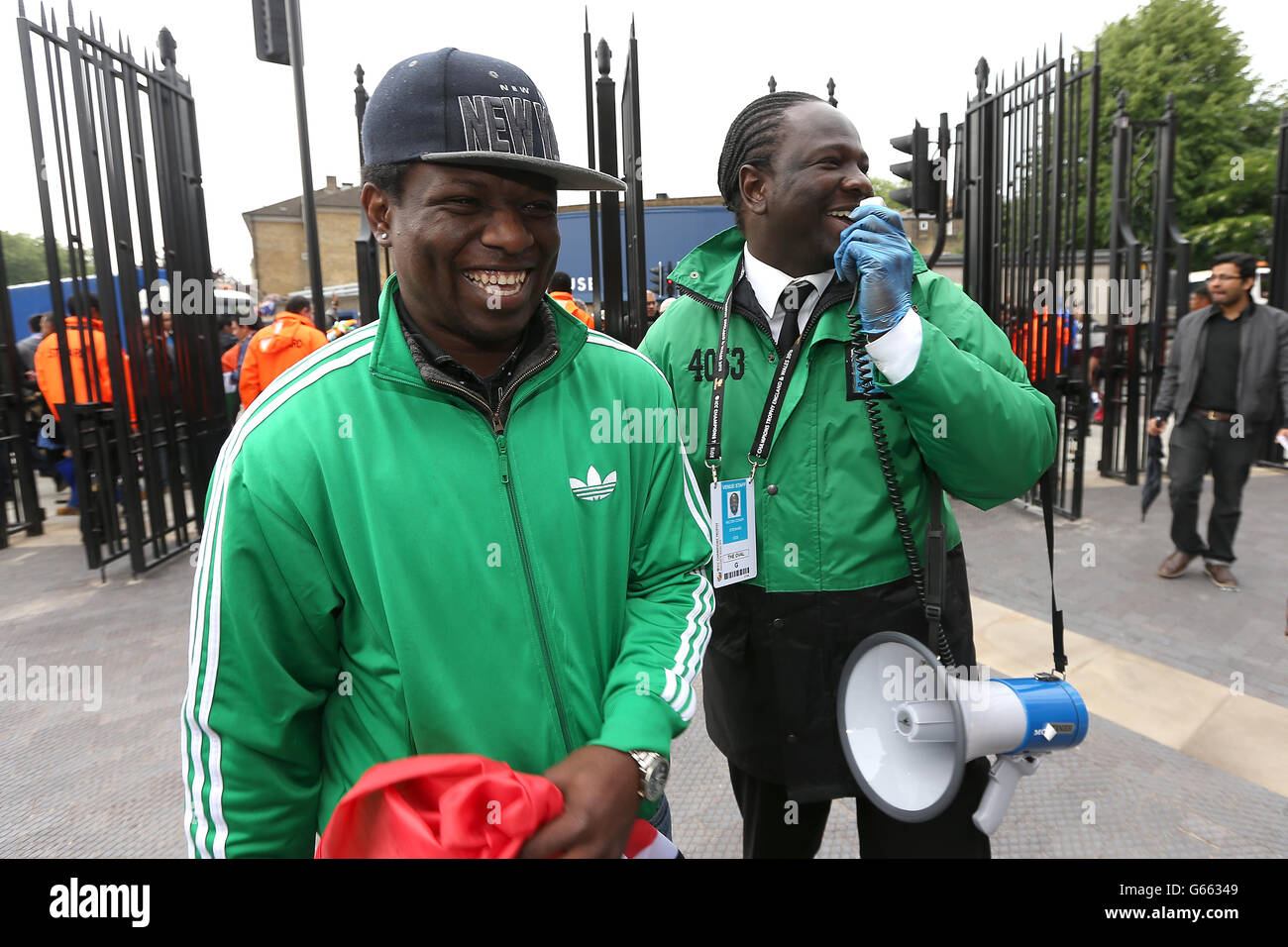 Loud haler hi-res stock photography and images - Alamy