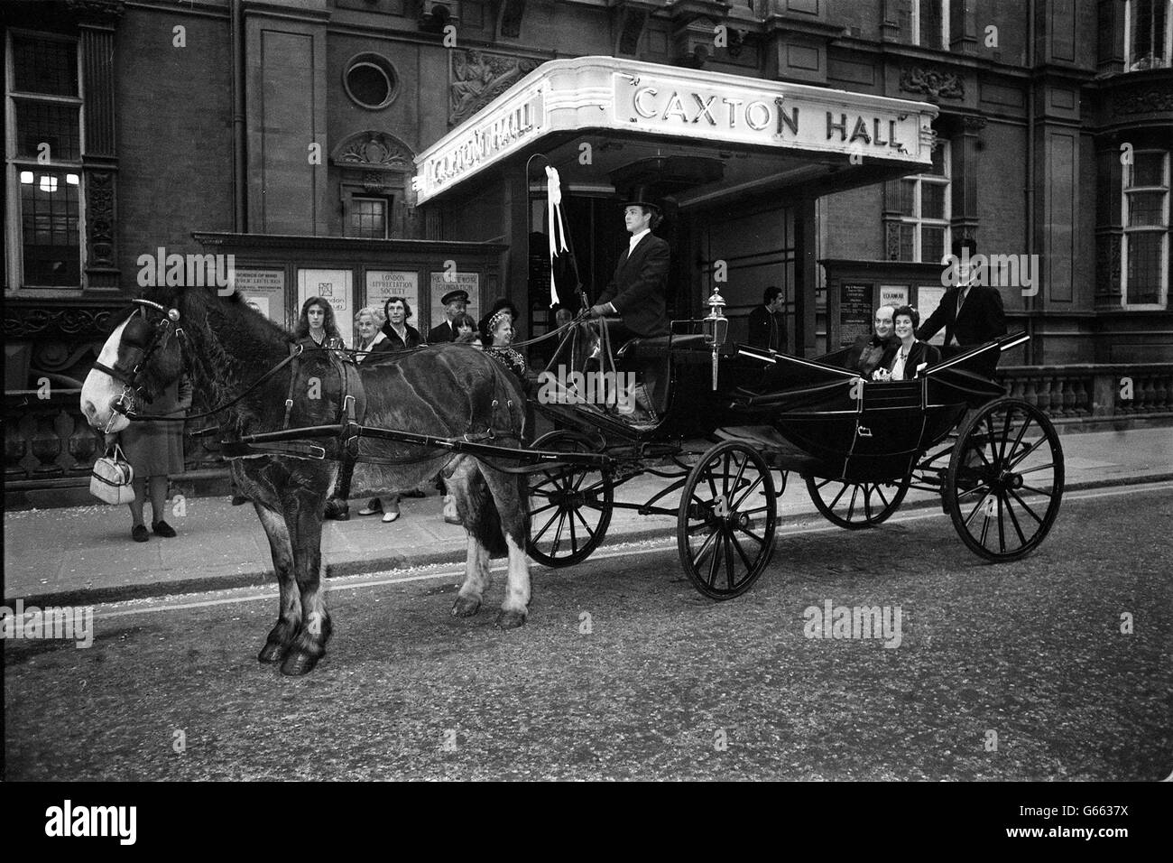 Caxton Hall Black and White Stock Photos & Images - Alamy