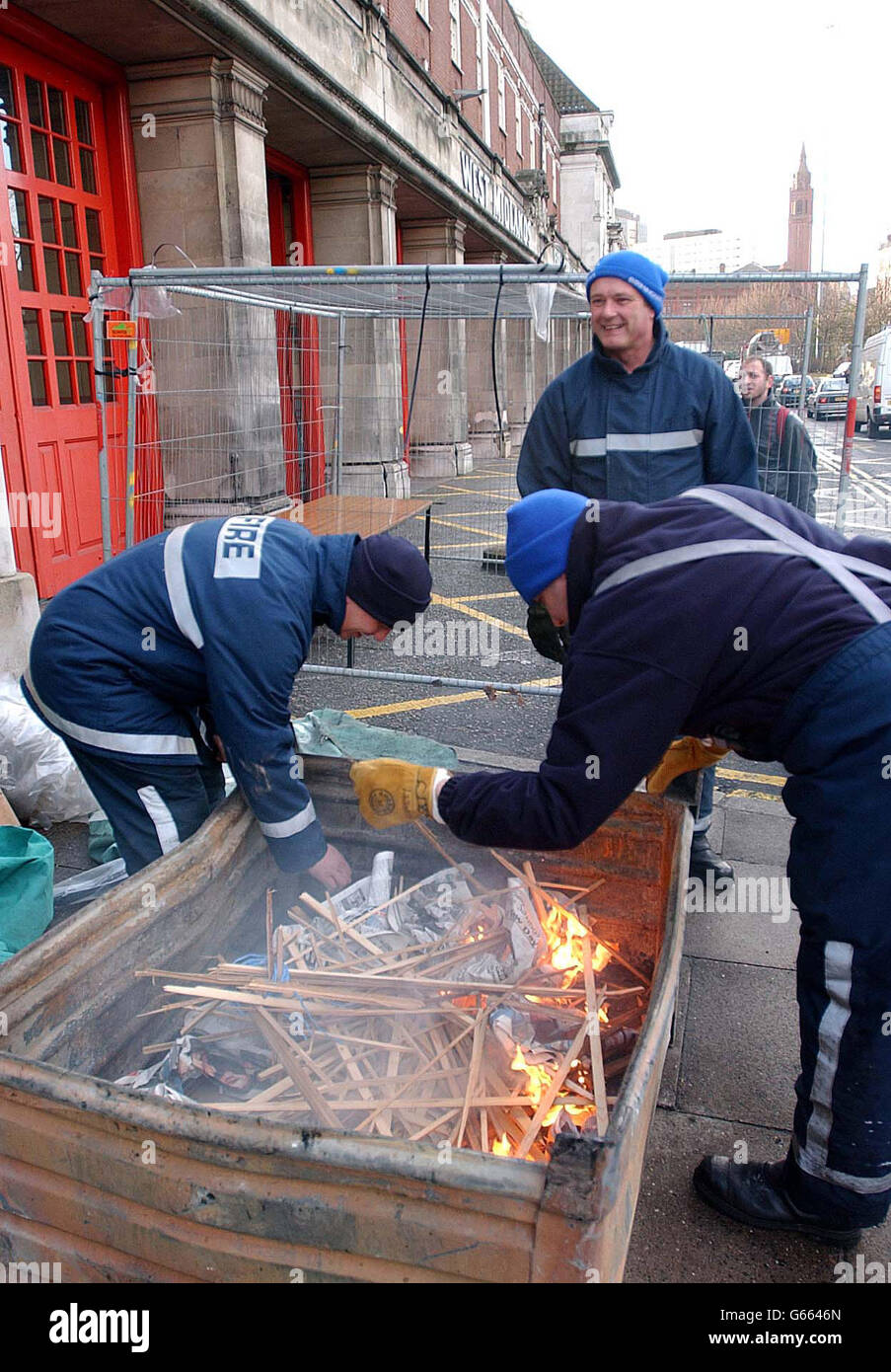 The picket line is reconstructed by the Fire Brigades Union outside the ...