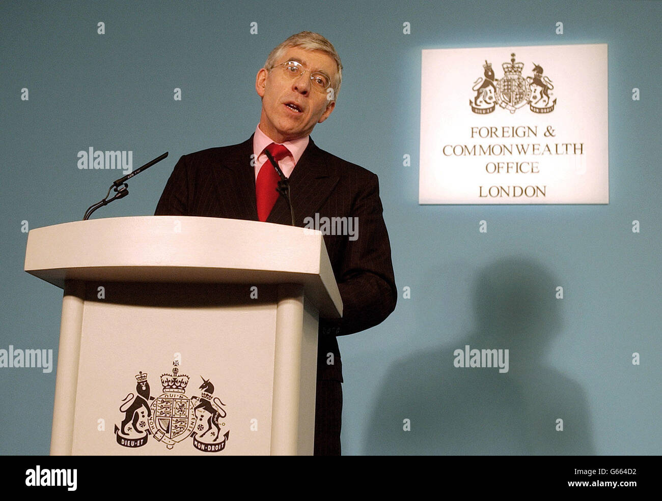 STRAW - WEAPONS REPORT Stock Photo - Alamy