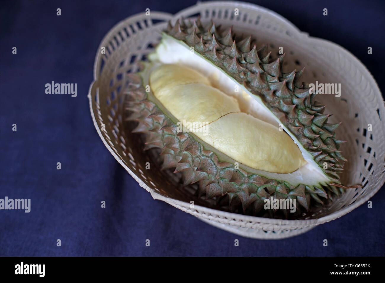 Durian fruit hi-res stock photography and images - Alamy