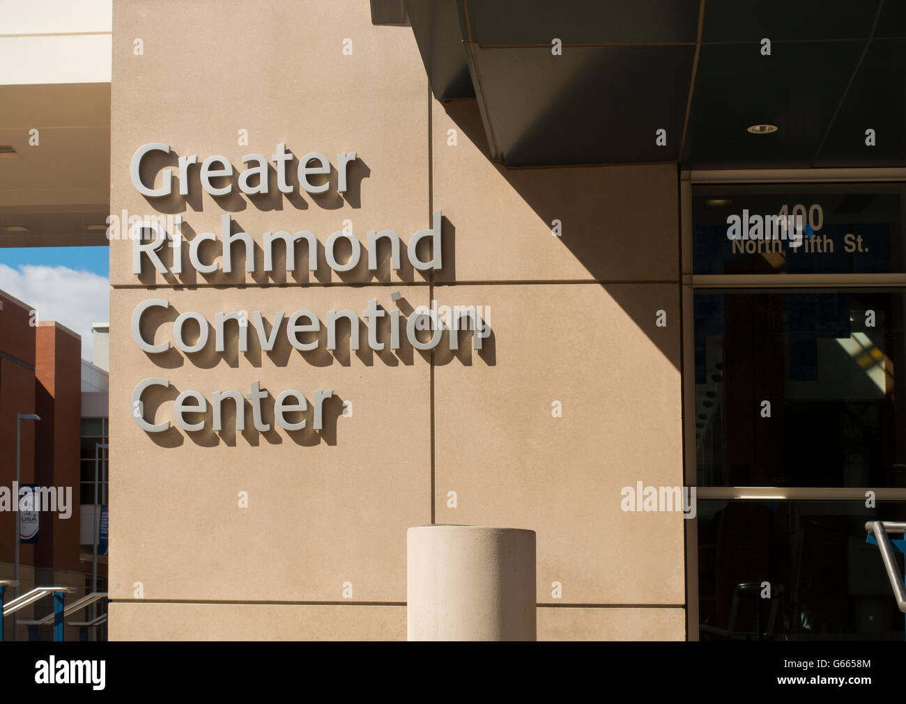 Greater Richmond convention center in Virginia Stock Photo - Alamy