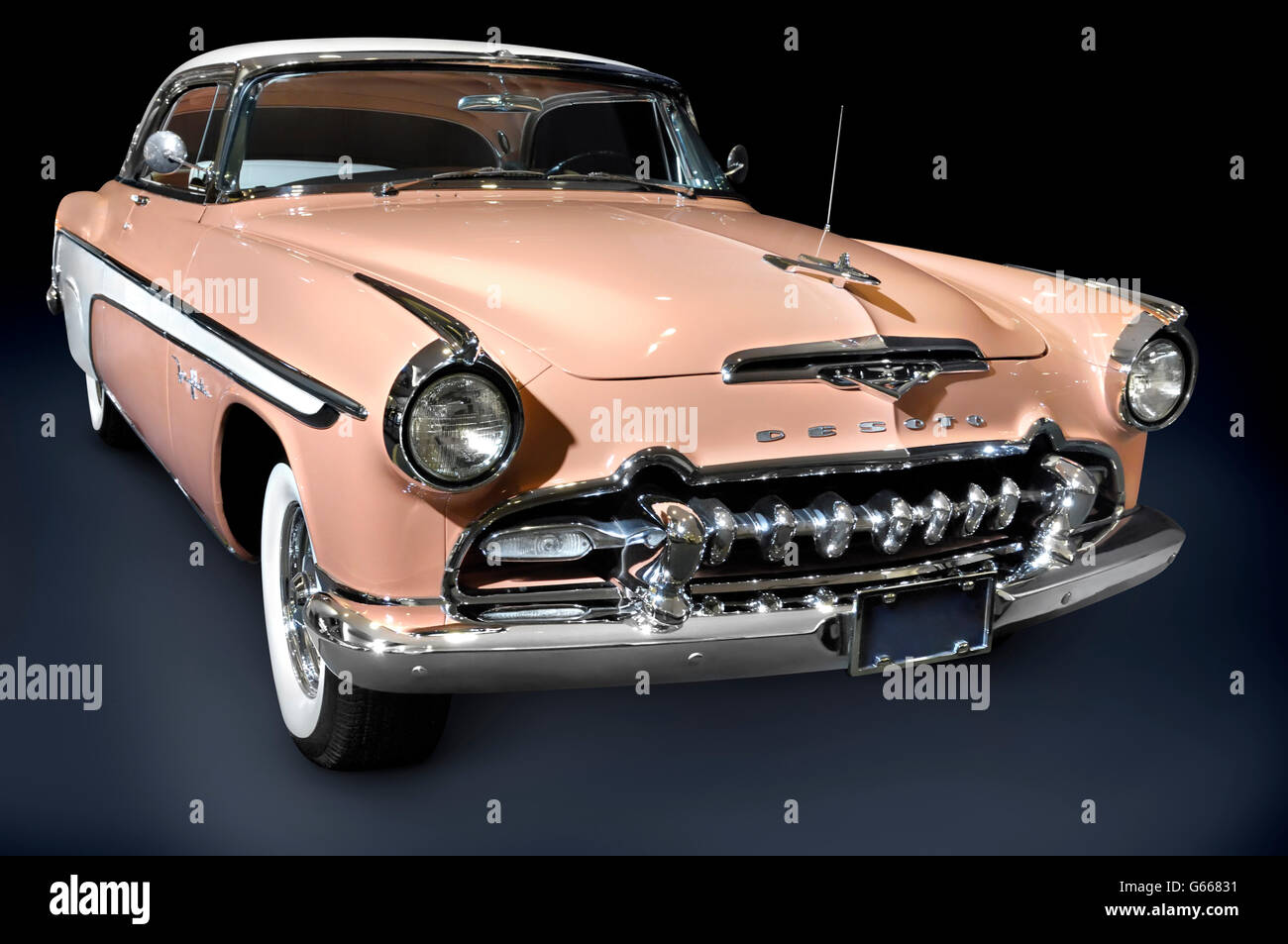 Pink And White Car High Resolution Stock Photography and Images - Alamy