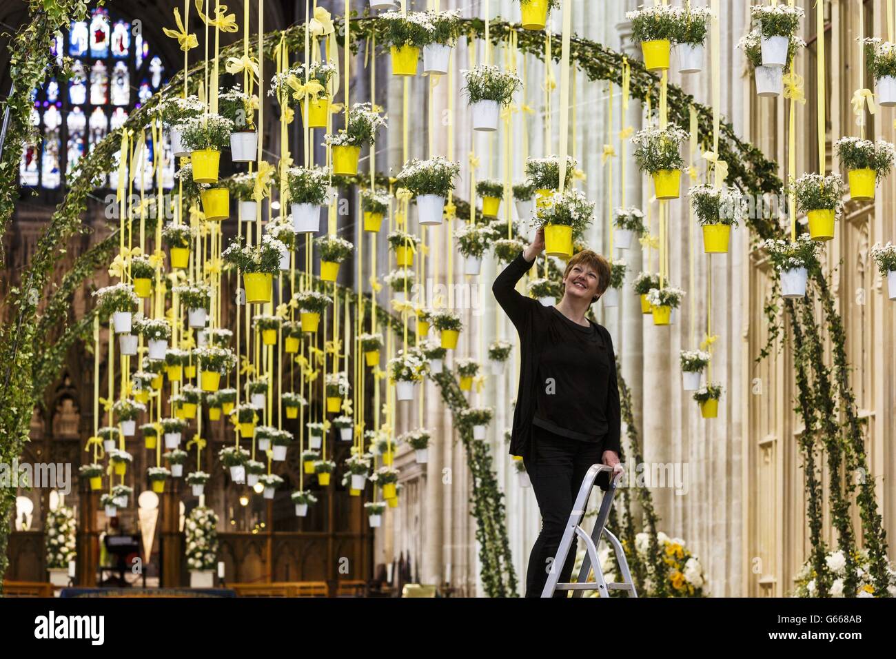 Symphony flowers festival hi-res stock photography and images - Alamy